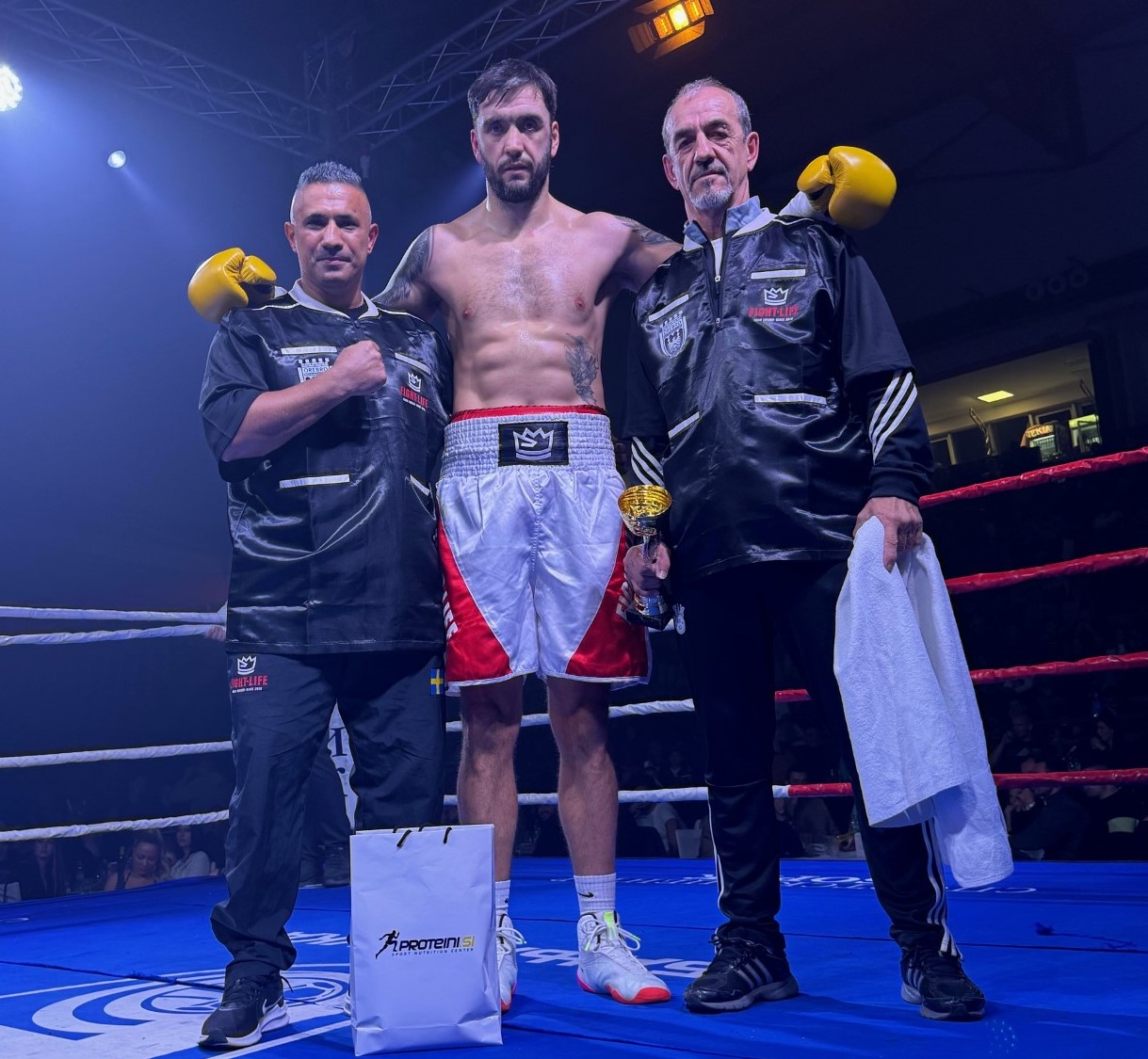 SVENSKA PROFFSBOXNINGSKOMMISSIONEN – MAGUI & CALIC SEGRADE SNABBT I ...